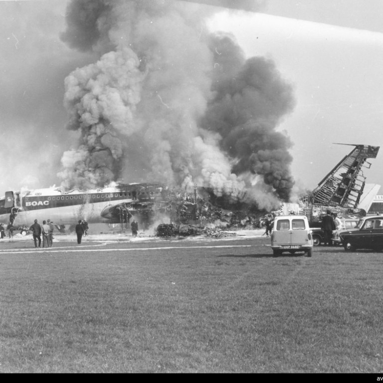 Jet2 Reveals New Crew Uniforms